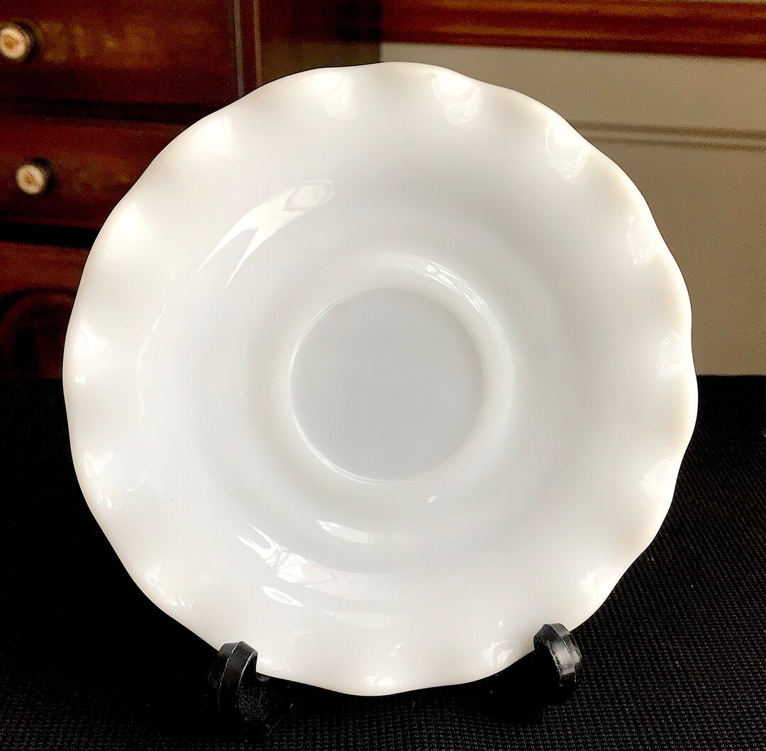 Vintage Ripple Saucer White Milk Glass Hazel Atlas Crinoline Petticoat ...