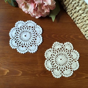 12 Pcs Delicate Round Doilies, Hand Crocheted Floral Doilies for DIY ...