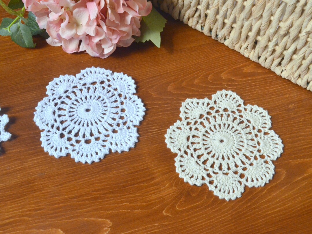 12 Pcs Delicate Round Doilies, Hand Crocheted Floral Doilies for DIY ...