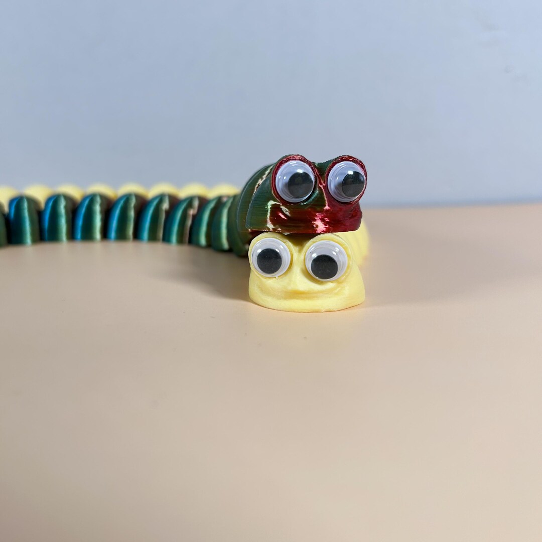 Long Flexi Worm With Googly Eyes - Silly Articulated Worm Friend - 3D ...
