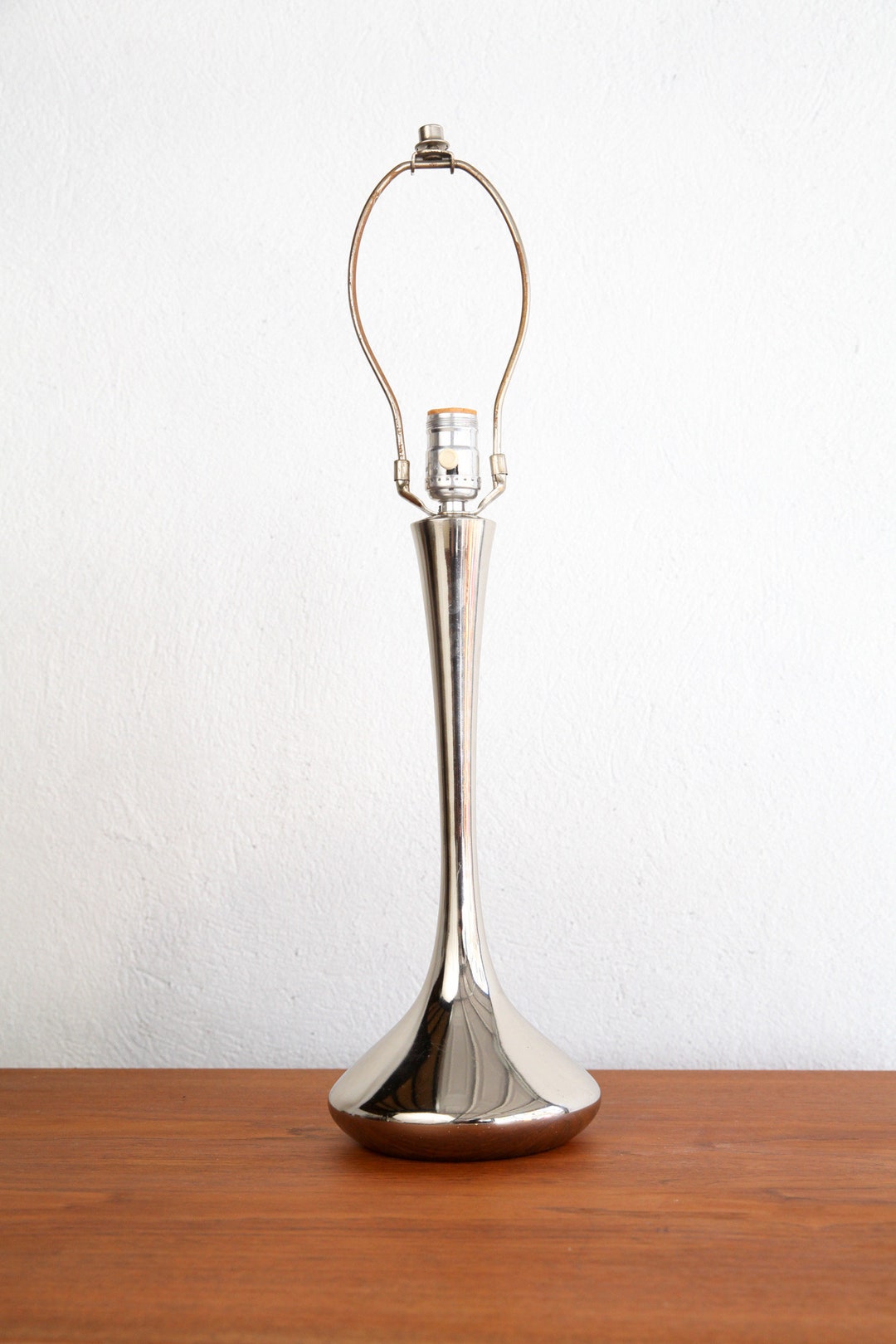 Vintage Chrome Teardrop Table Lamp by Laurel - Etsy