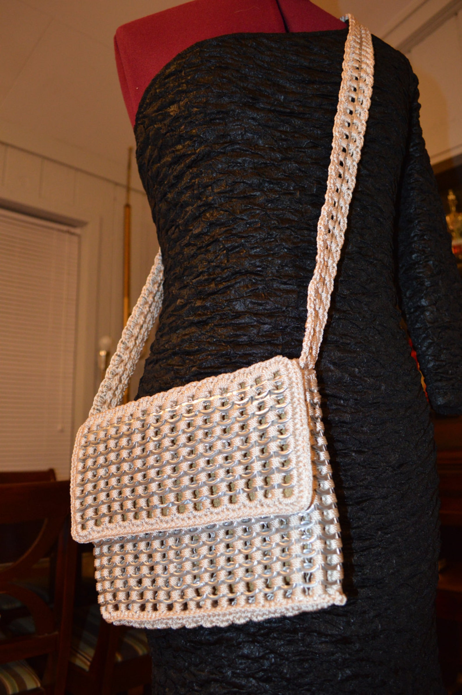 Upcycled Tan Soda Tab Purse / Bag / Long Shoulder Strap - Etsy