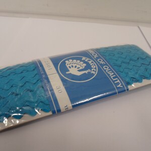 1 Roll of Rick Rack Lace, Minimum 27 Metres, Perfect for Dress Making ...