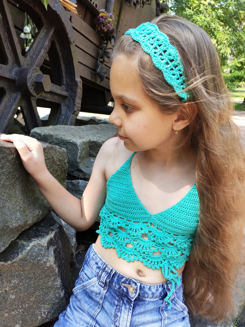 Crochet Bra Top Mermaid for Little Girls in Emerald Photoshoot - Etsy