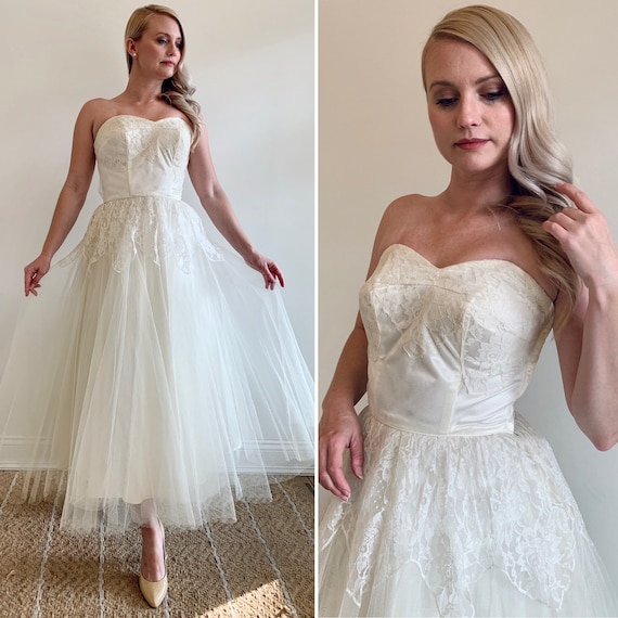 Vintage 1950's Tea Length Tulle and Lace Wedding Dres… - Gem