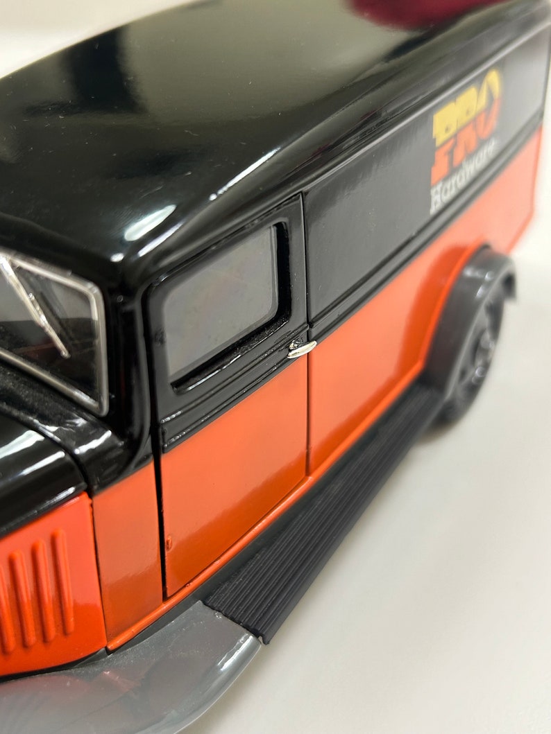 1935 Chevrolet 1 1/2 Ton Panel 1:24 Scale Diecast Pro Hardware Truck - Etsy