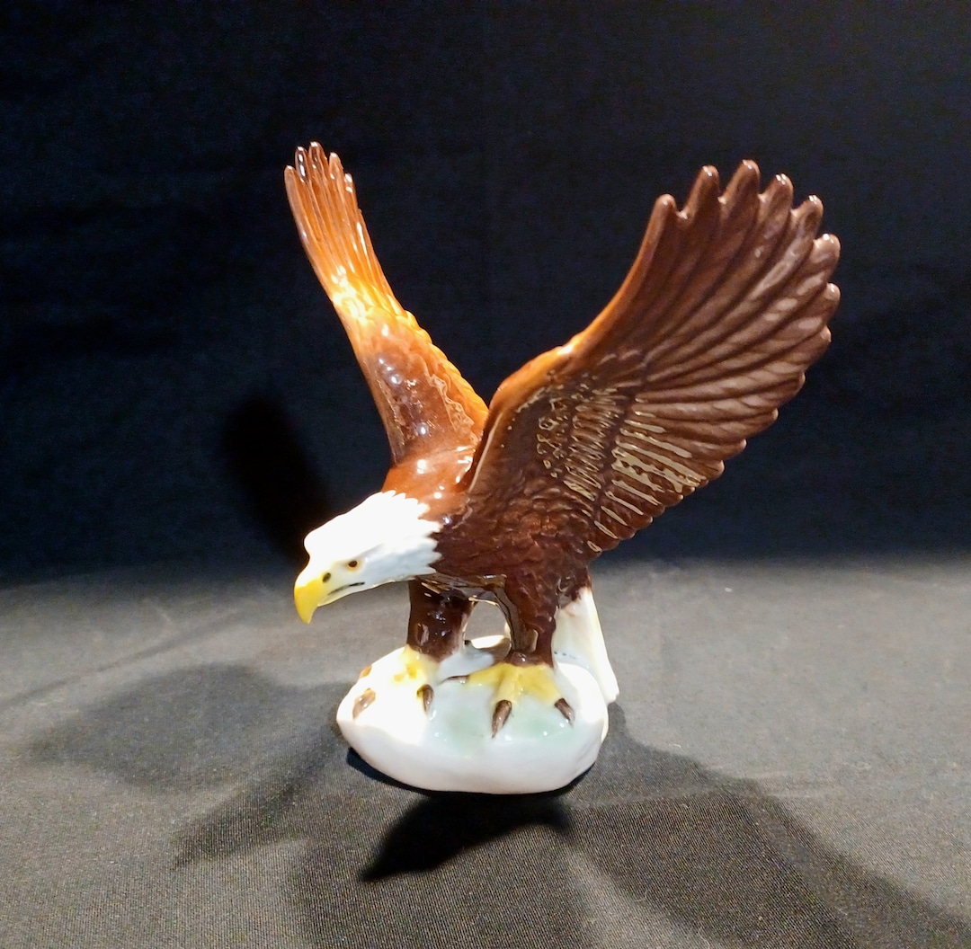 GOEBEL 1975 BALD EAGLE Figurine 38136-12 Bald Eagle Bald Eagle Figurine ...