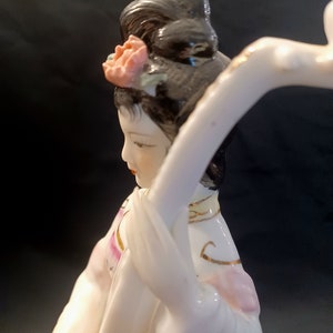 Japanese Geisha Playing A Biwa | 1950's Geisha Figurine | Geisha ...