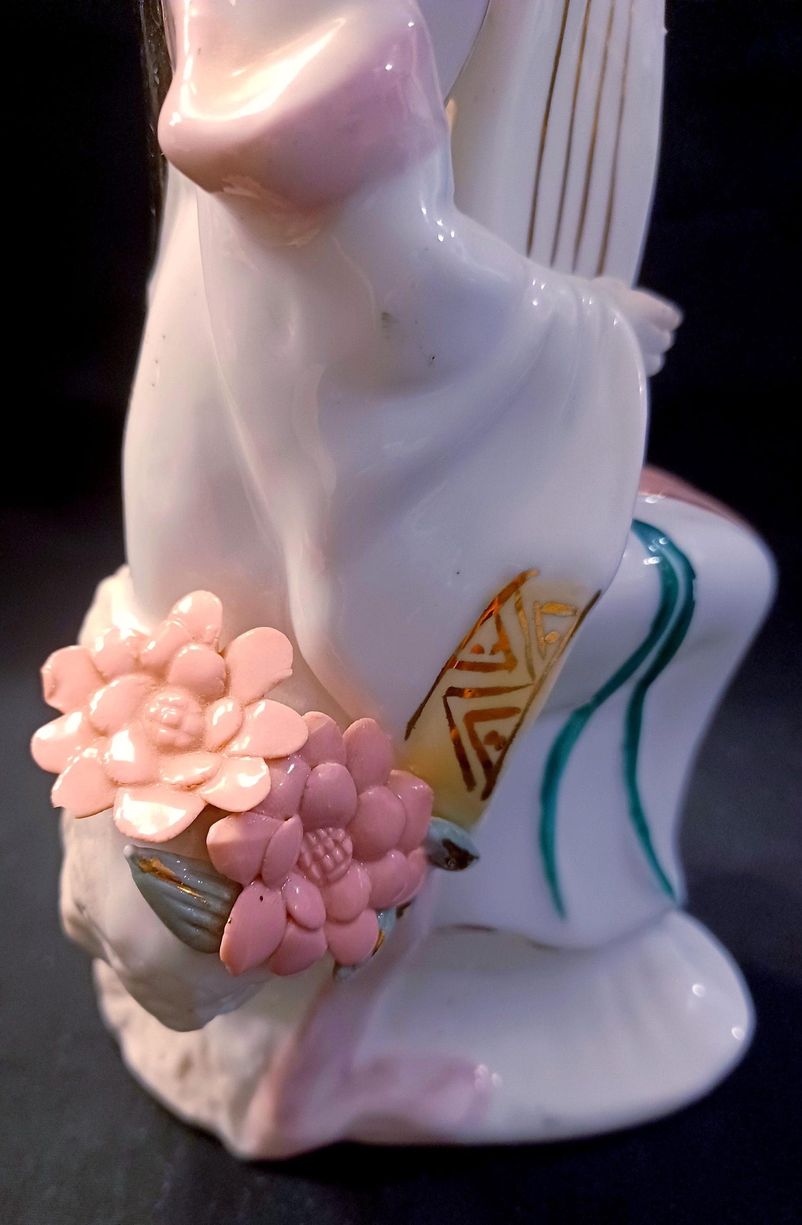 Japanese Geisha Playing A Biwa | 1950's Geisha Figurine | Geisha ...