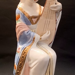 Japanese Geisha Playing A Biwa | Vintage Geisha Figurine | Geisha ...