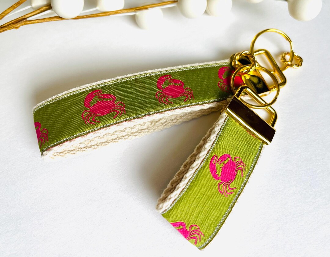 Pink Crab Keychain: Tropical Beach Keychains With Gold Hardware - Etsy
