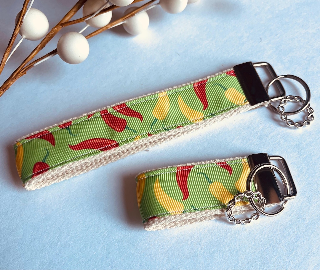 Hot Peppers Keychain, Keychain, Peppers, Fun Gifts, Chef Gifts, Cooking ...