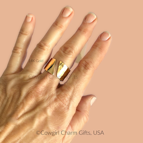 Wide Gold Ring - Etsy