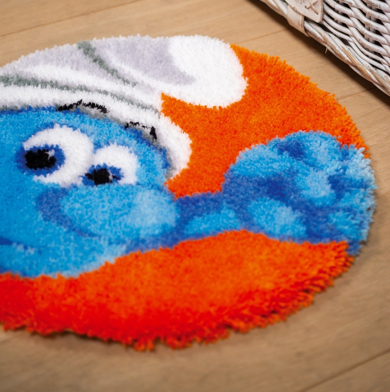 Latch Hook Rug Kit THE SMURFS HEFTY Cartoon Vervaco Round - Etsy