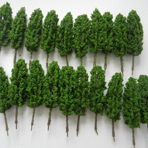 20 Slim Model Fir Trees 10 Cm Mid Green H4 Scenery for OO Scale Railway ...