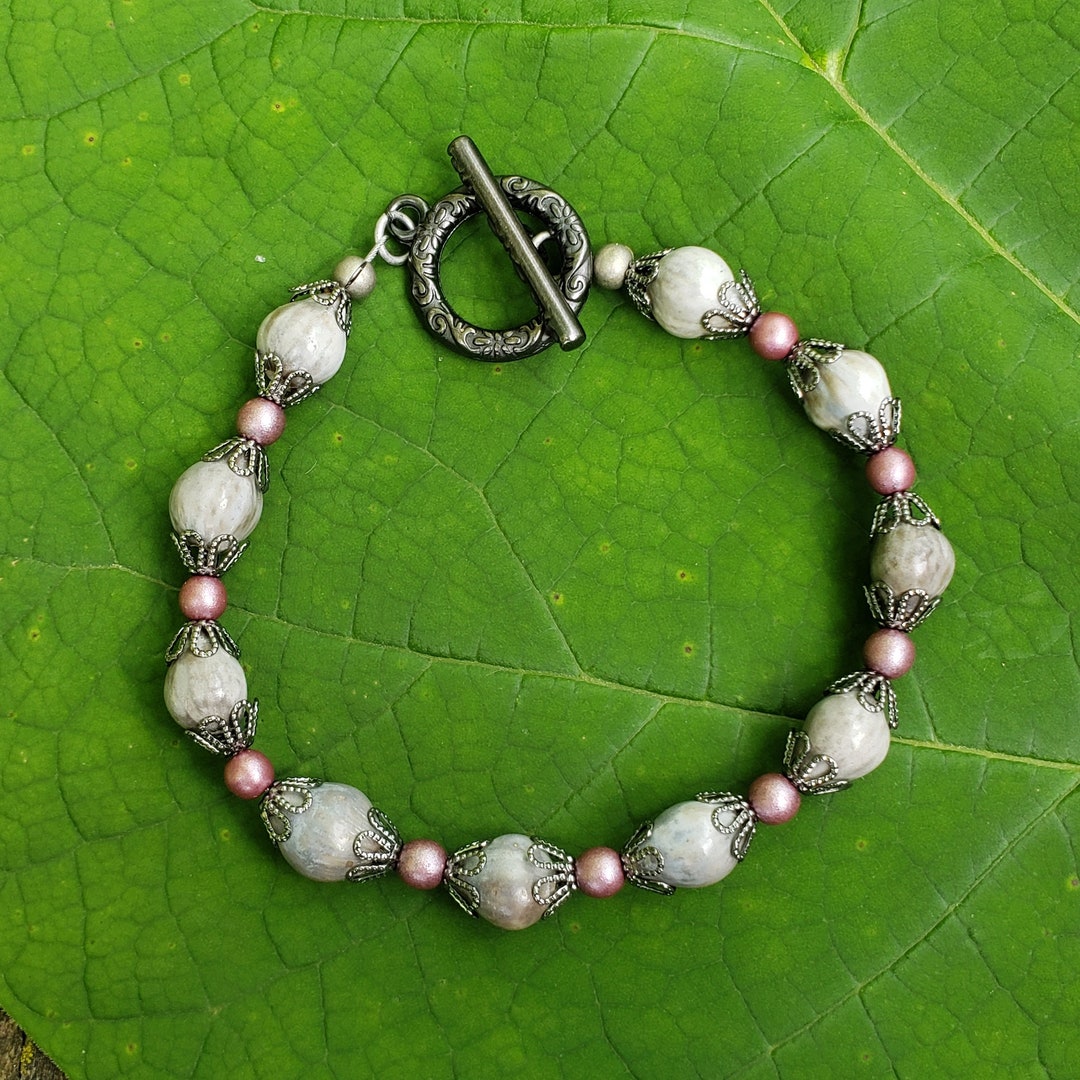GG-54B2 Job's Tears Seed Bracelet. - Etsy