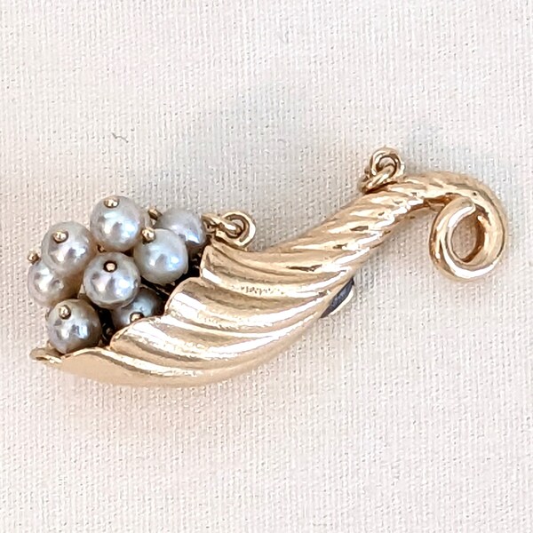 Gold Cornucopia Necklace - Etsy