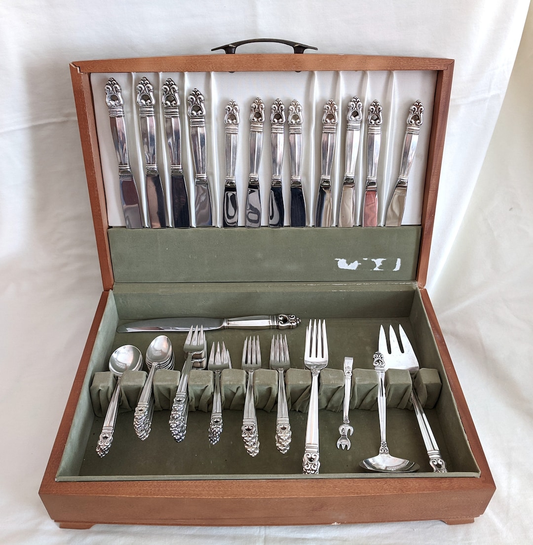 Boxed International Silver "royal Danish" Sterling Flatware Set, 52 ...