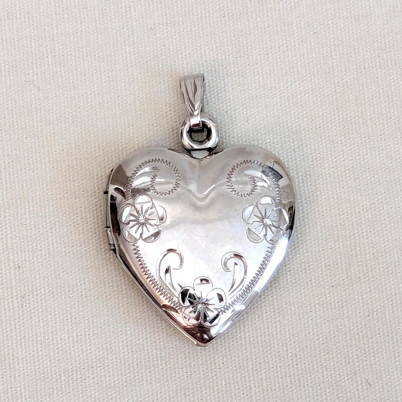 Heart Shaped Locket - Etsy