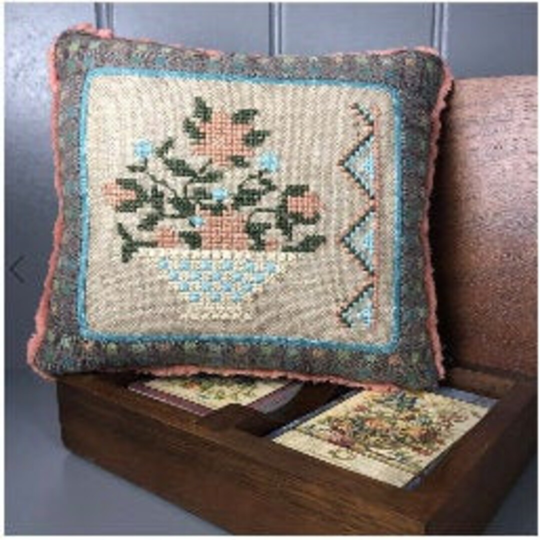 January Basket by Michelle Garrette of Bendy Stitchy Designs - Cross ...