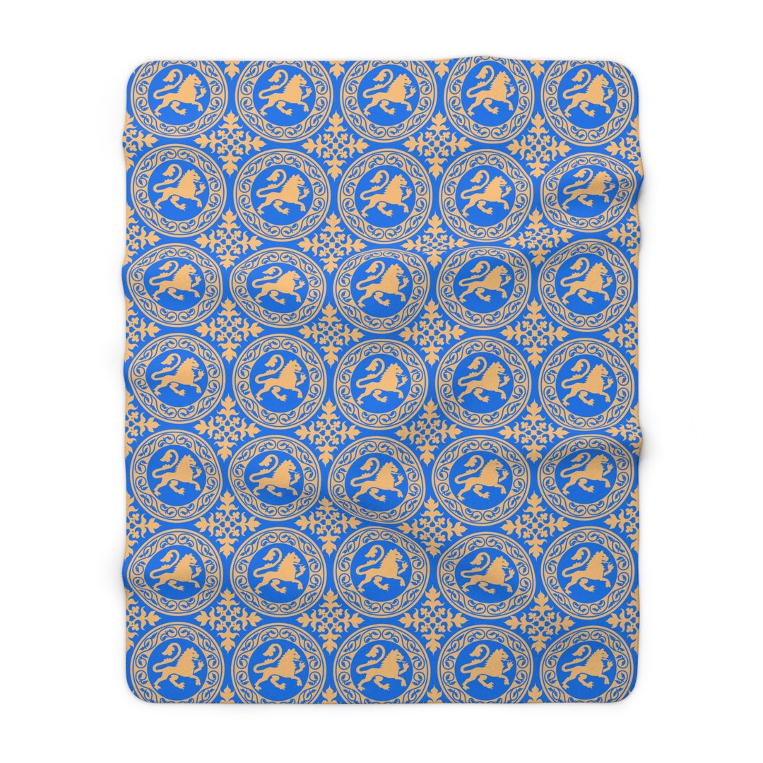 Blanket: Medieval Lion Tile Geometric Heraldic Pattern #2, Sherpa ...