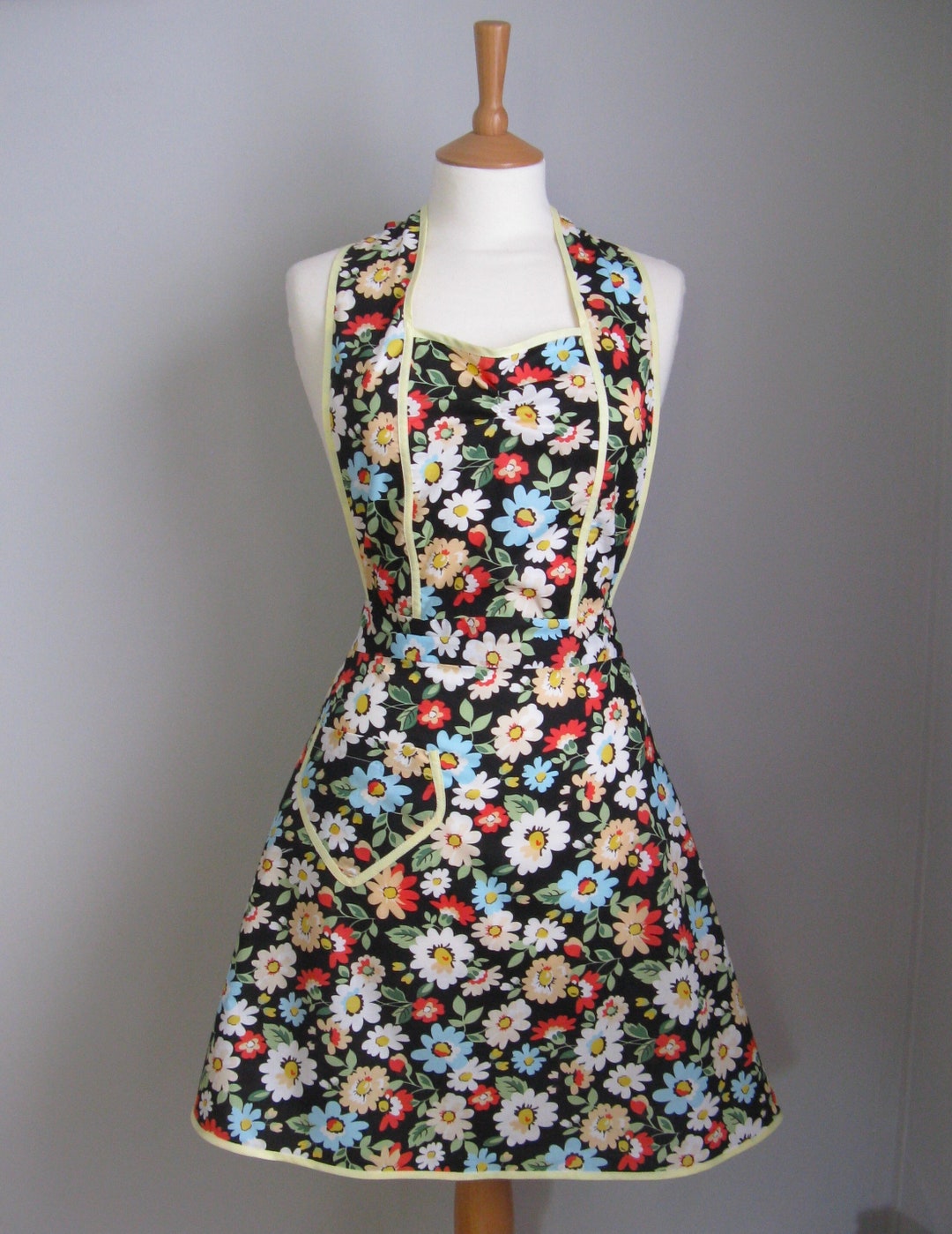 Daisy Apron 1940s Apron Womens Apron Retro Apron Vintage Style Apron ...