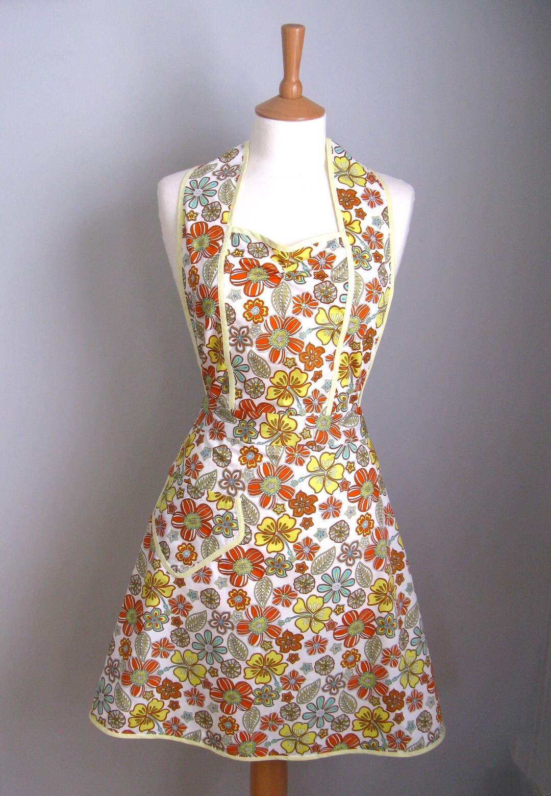 Flower Power Apron - 1940s Apron - Womens Apron - Retro Apron - Vintage ...