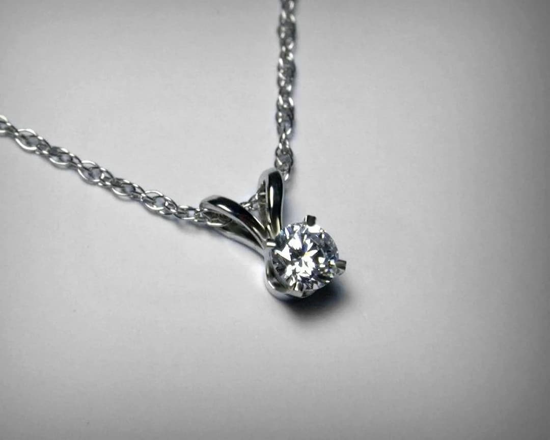 NATURAL Diamond Necklace, 14K Solitaire Pendant & Chain, 0.10 Carats ...