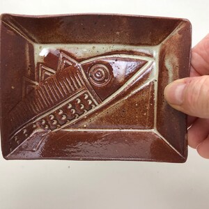 Cream Breaking Rust, Fish Soap Dish - Etsy