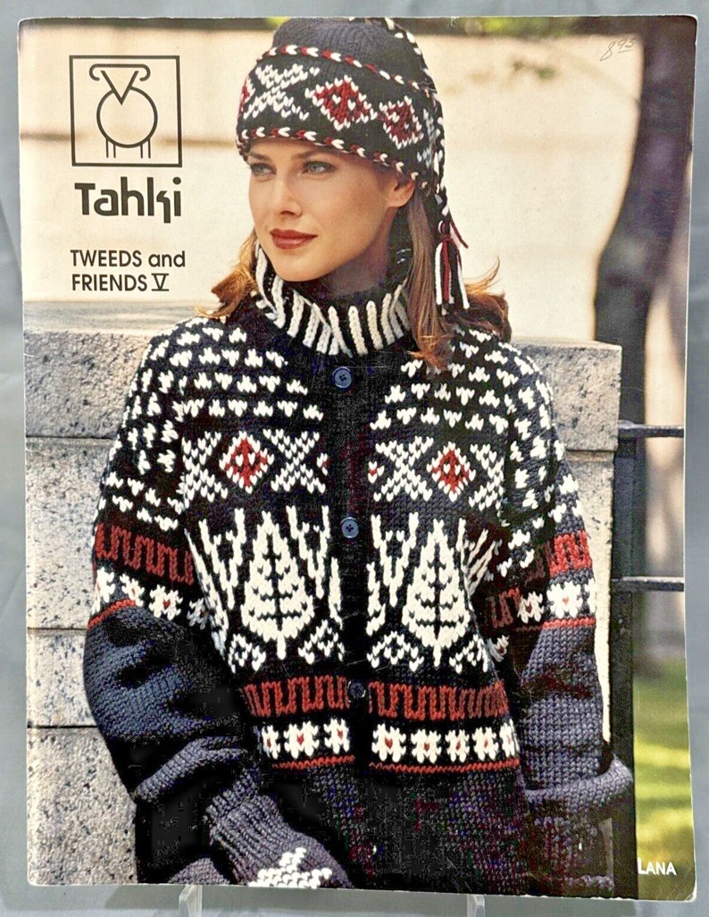 Tahki Knitting Patterns Book: Women's Colorwork Sweaters, Hats, Scarves ...