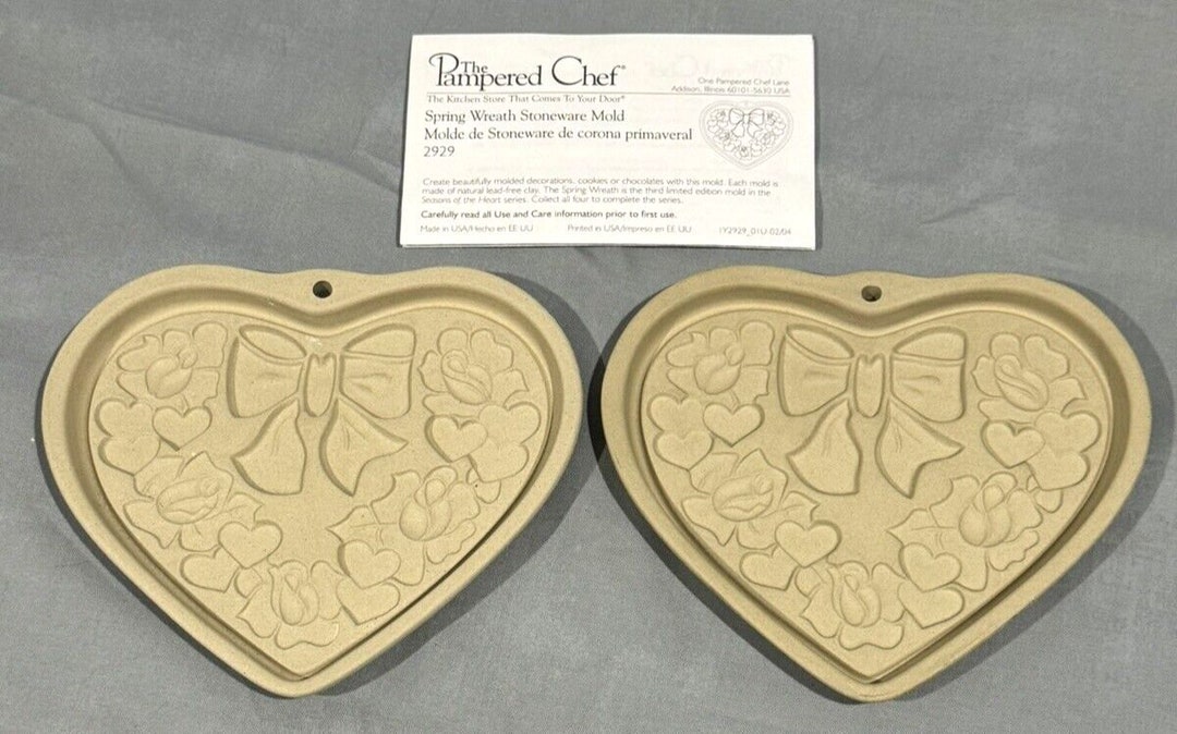 2 Pampered Chef Stoneware Molds Heart Spring Wreath Ltd Edition 2003 ...