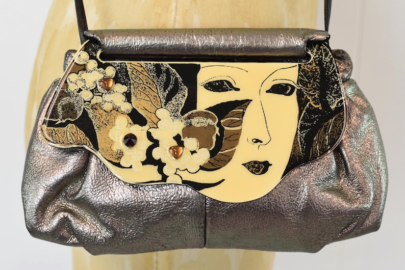1980s Moon Bags Patricia Smith Designs Metallic Silver Leather Floral ...