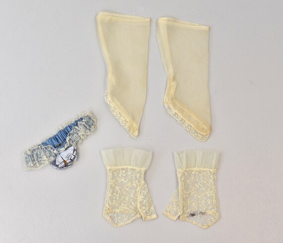 1940s/1950s Lace Blue Floral Garter Gloves Gauntlets … - Gem