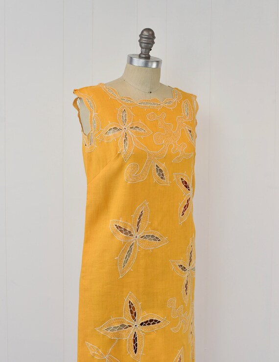 1960s Orange Lattice Floral Embroidery Linen Mod Shif… - Gem