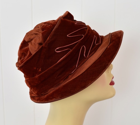 1920s Rust Velvet Soutache Embroidered Flapper Cloche… - Gem
