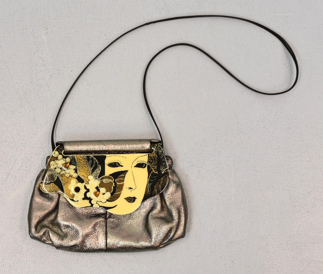 1980s Moon Bags Patricia Smith Designs Metallic Silver Leather Floral ...