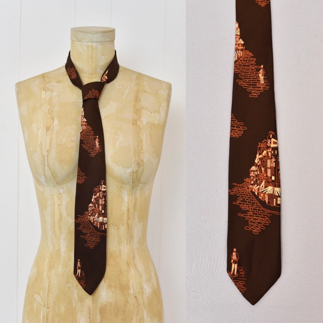 1950s/1960s Lilly Daché Paris Montmartre Novelty Print Brown Orange ...