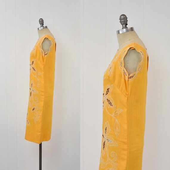 1960s Orange Lattice Floral Embroidery Linen Mod Shif… - Gem