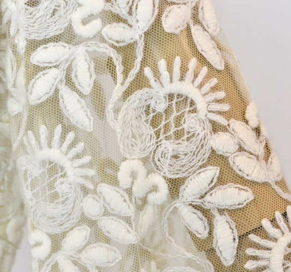 1960s/1970s White Sheer Floral Embroidery Bridal Boho… - Gem