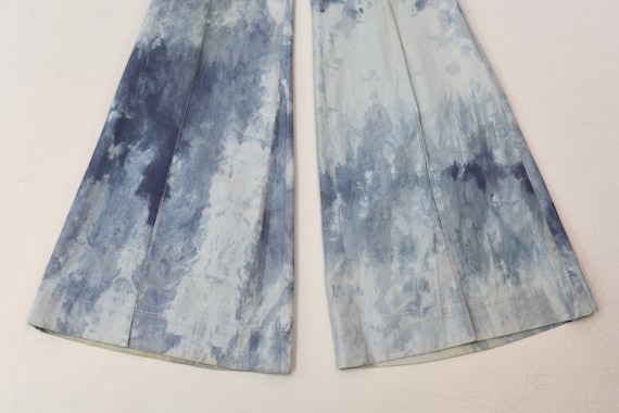 1970s Blue Tie Dye Bell Bottom Hippie Boho Denim Pant… - Gem