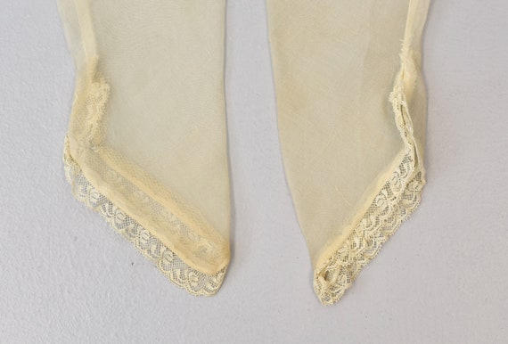 1940s/1950s Lace Blue Floral Garter Gloves Gauntlets … - Gem