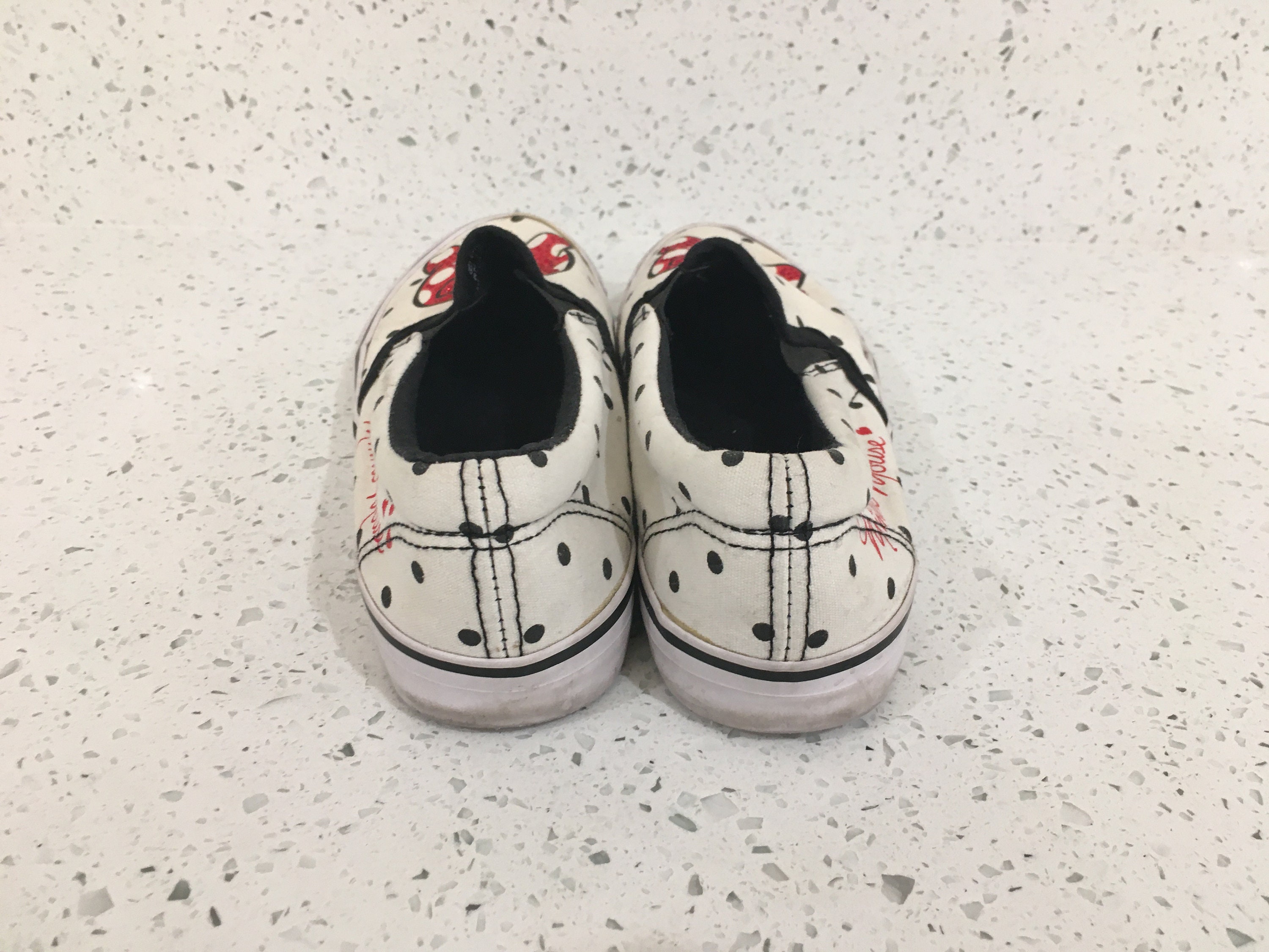 DISNEYLAND PARK: Minnie Mouse Slip-on Women's Shoes White With Red ...