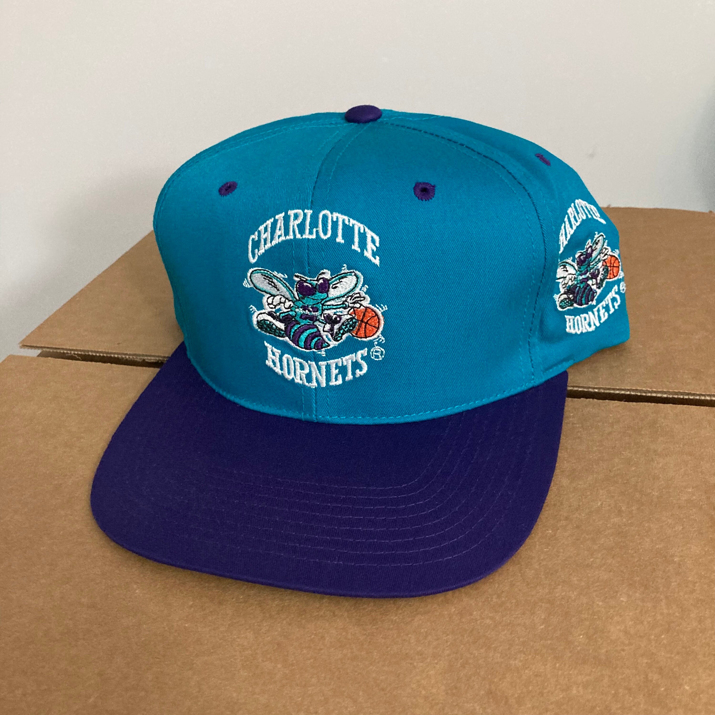 90s Vintage Lot Of 2 Brim logo Nba Nbl Snapback Hat - munimoro.gob.pe