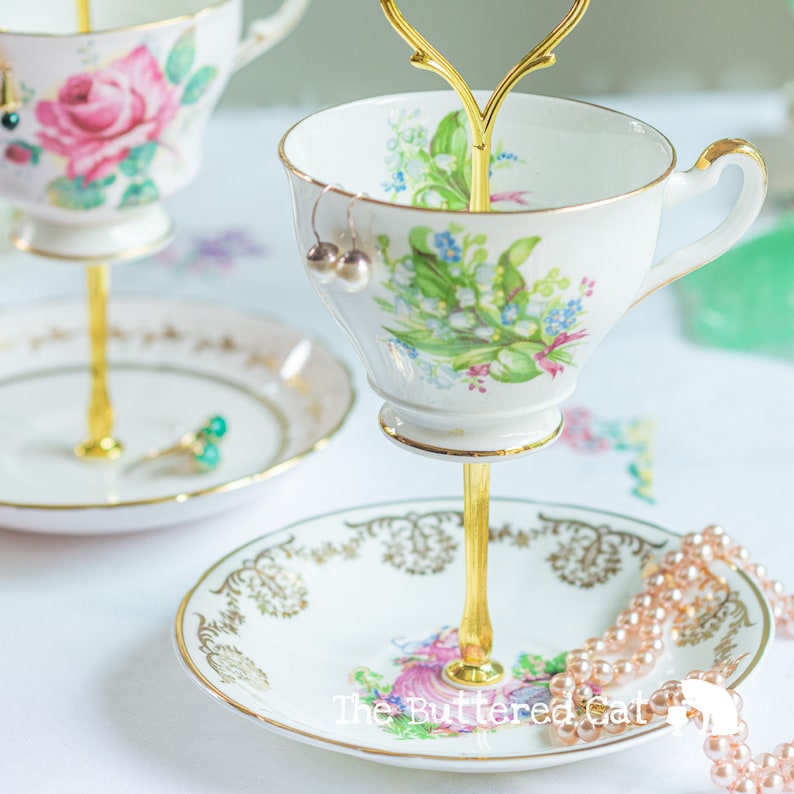 Upcycled Vintage Teacup Trinket and Jewelry Stand / Holder - Etsy
