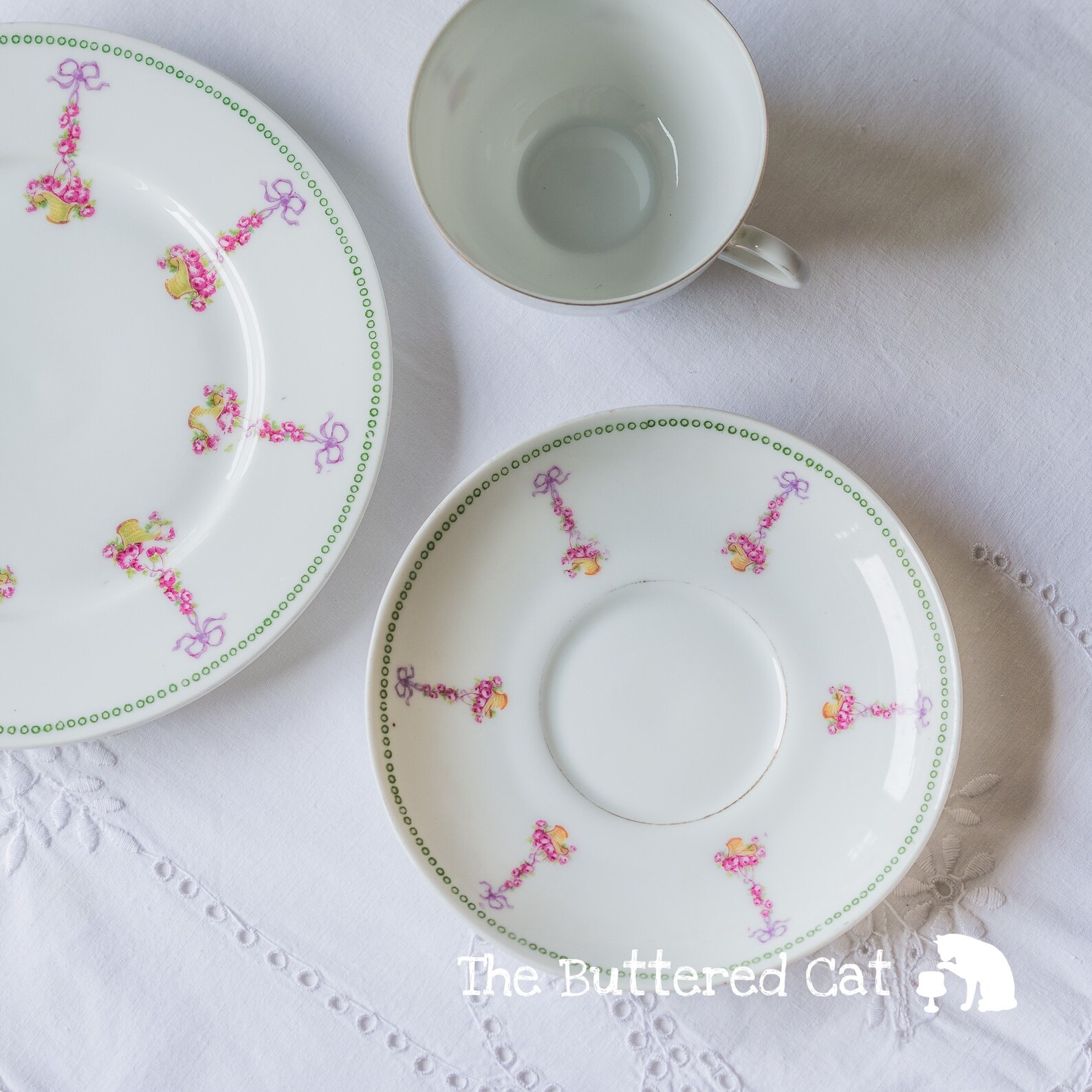 Pretty Antique / Vintage Eggshell-like Porcelain Tea Trio Bow - Etsy