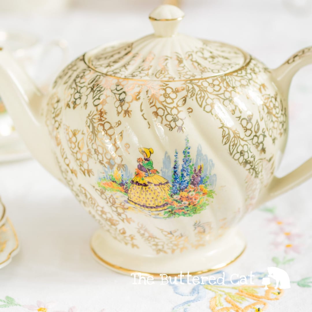 Vintage Sadler Crinoline Lady Teapot, Round, Swirl Shaped, Chintz - Etsy