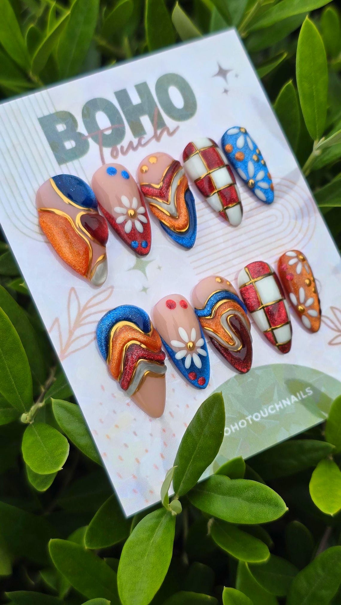 Retro Boho Daisy Press-on Nails, 70s Checkerboard, Floral & Swirl Mix ...