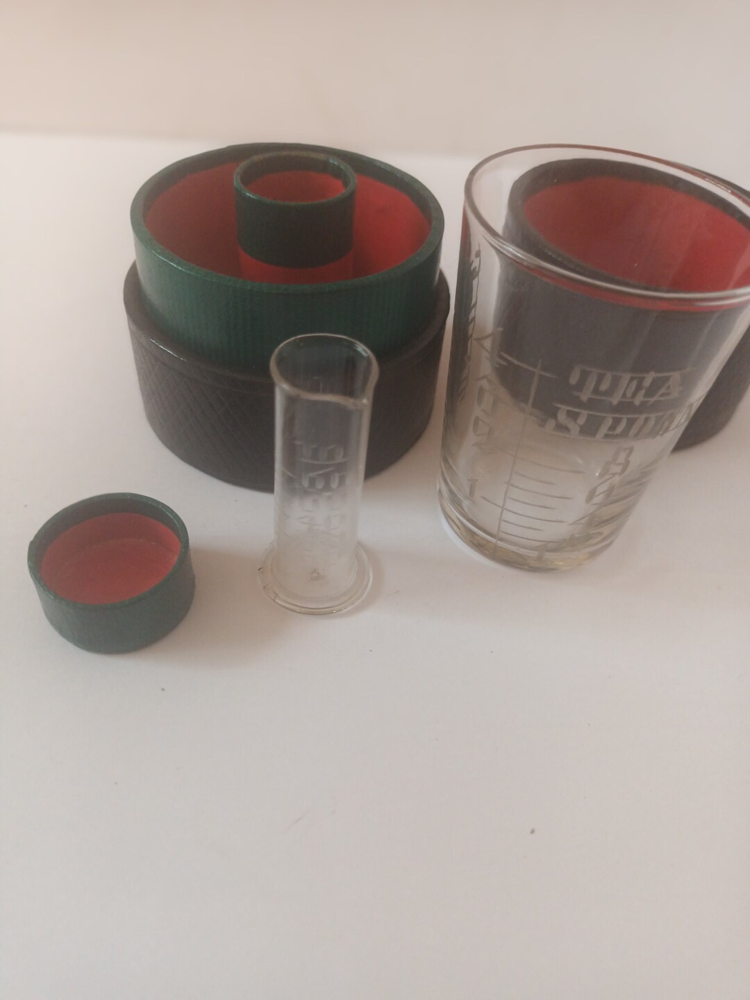 Antique Early 20thc Medicine Glass Minim Measure With Case 6.5cms 2 1/2 ...
