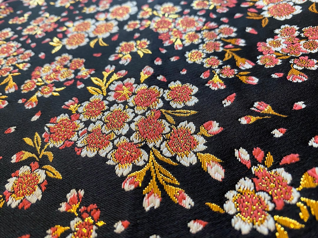 Japanischer Brokat Stoff, Gold Brokat Stoff, Kimono Muster, japanischer ...