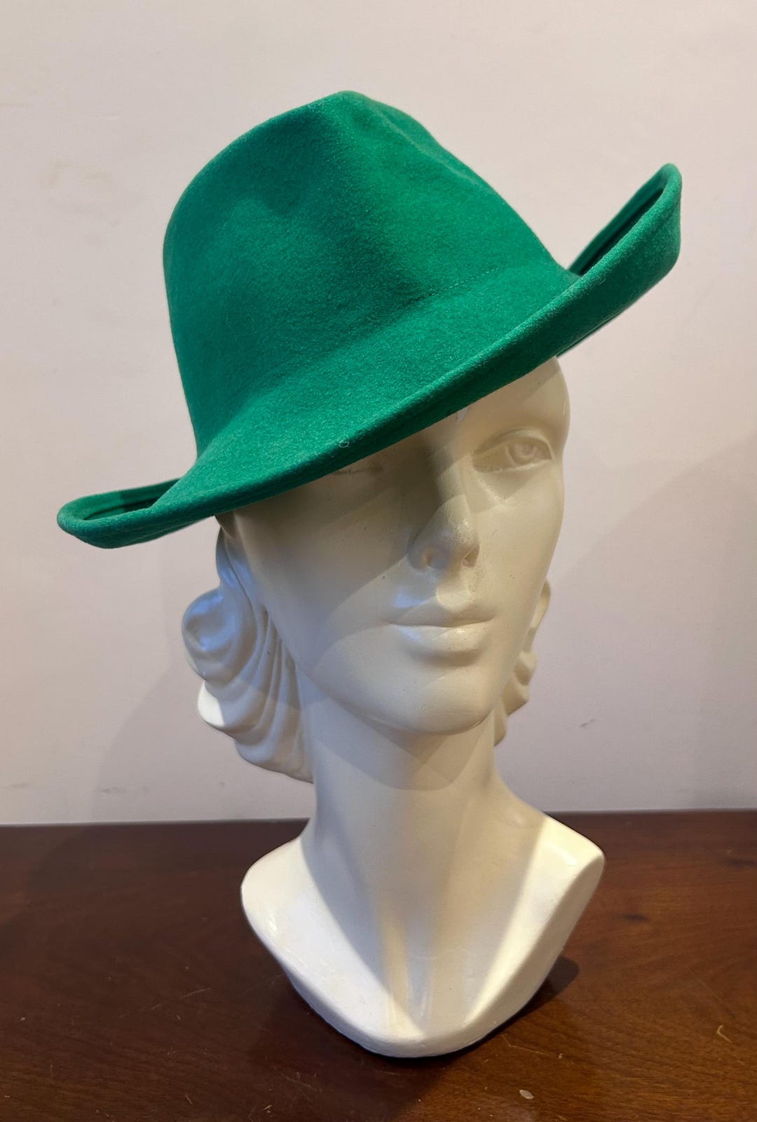 Original 1940s Jacoll Emerald Green Felt Ladies Trilby Fedora Style Hat ...